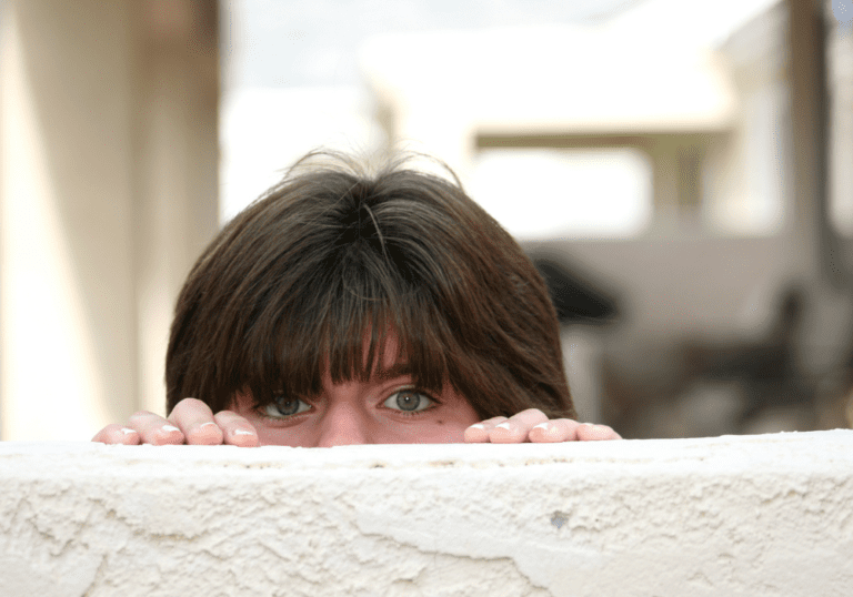 Signs of a Nosy Person